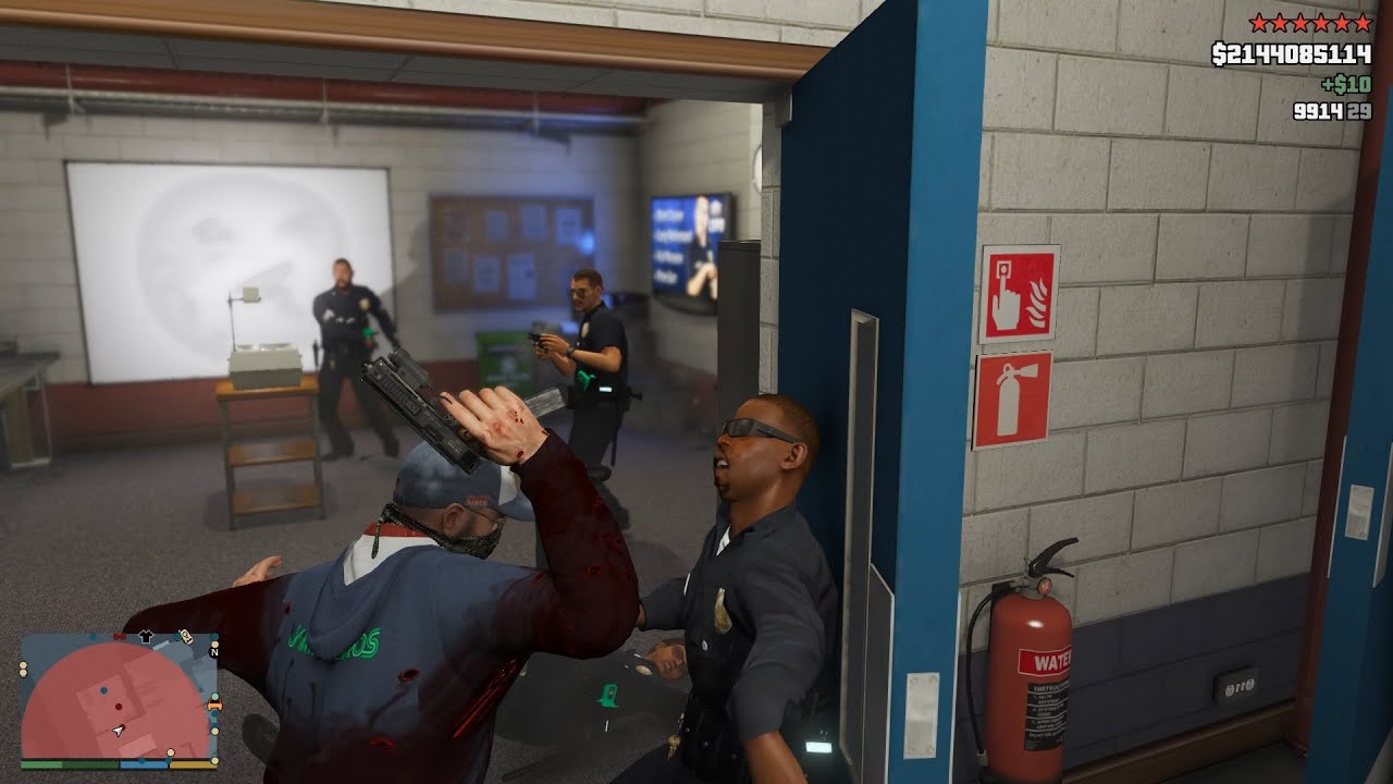 GTA V Vinewood Police Station Shootout + Epic 10 Star Escape [R.D.E. 4. ...