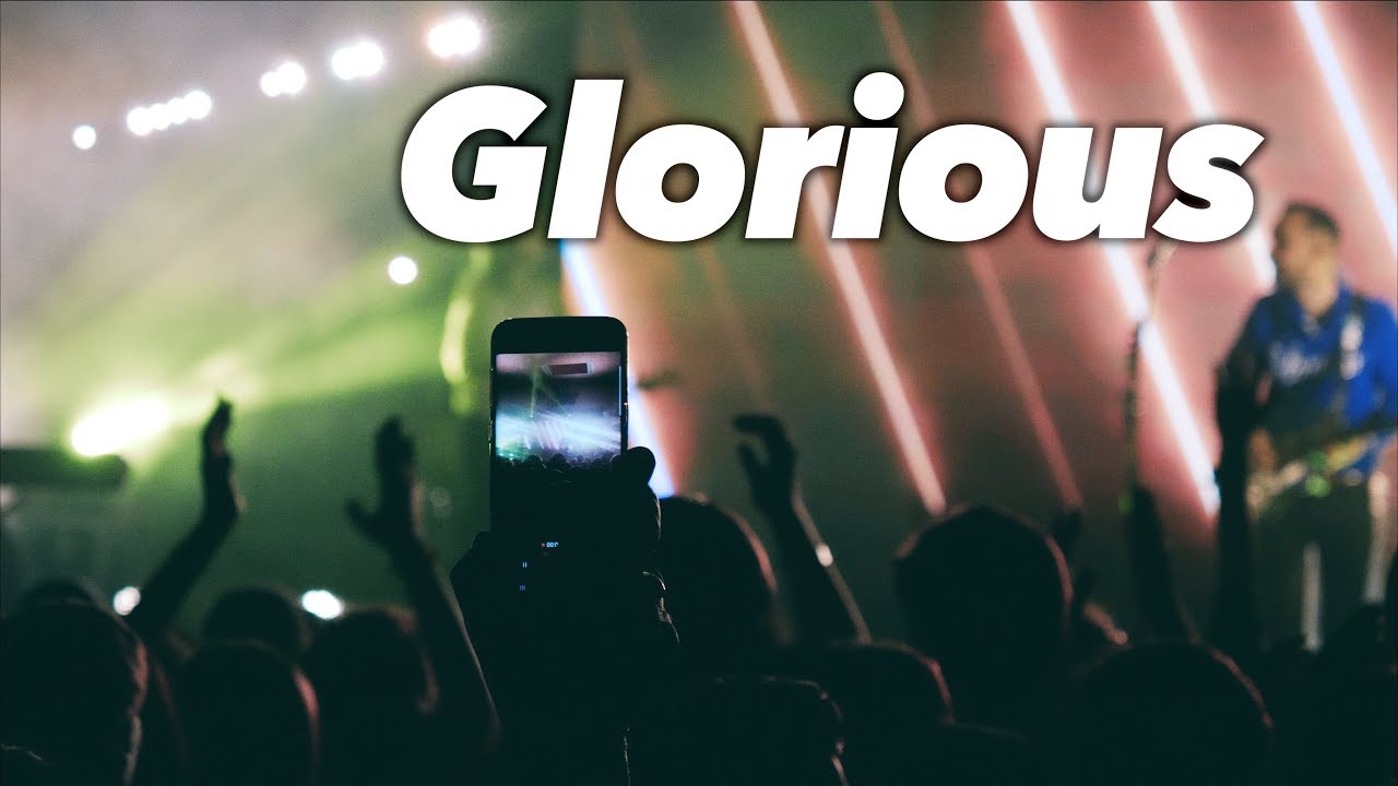 GLORIOUS (Concert au festival OpenSky) - YouTube