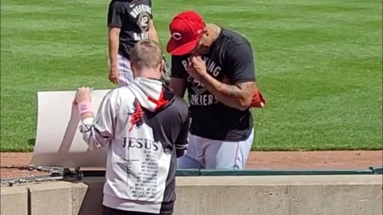 I invited MLB players to PRAY with me! Our 1st Pray with Players Game ...