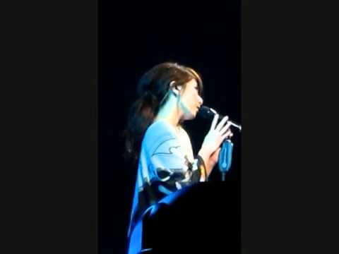 Hebe Concert 2011 (Singapore) - I Kissed A Girl