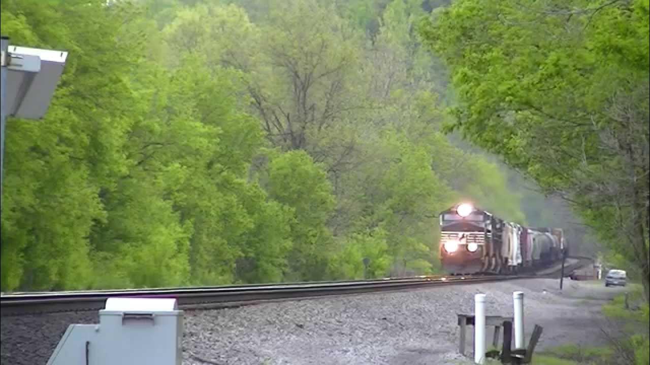NS 38Q (TN to PA) with Dash 9 Power - YouTube