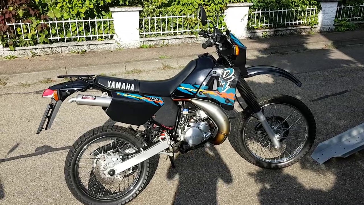 Yamaha DT 125 - YouTube