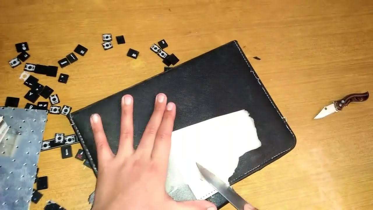 What's inside a Keyboard - YouTube