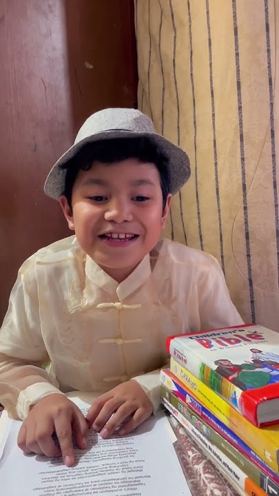 Pagod na syang magbasa ng TULA SA FILIPINO - YouTube