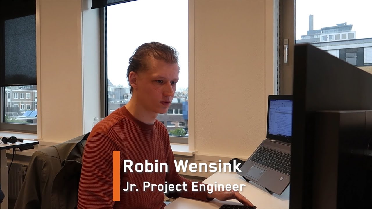 VIRO | Vlogger Erik in gesprek met Robin, Project Engineer vestiging ...