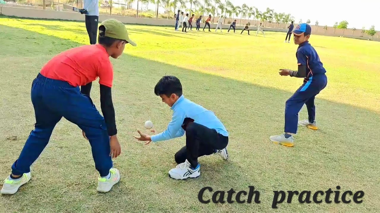 Catch practice session School of science palanpur banaskantha gujarat cricket video - YouTube