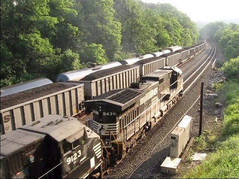 Intense 3-way Train Meet Cassandra, PA 06/27/2016 - YouTube
