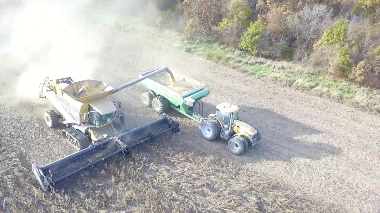 Claas Lexion 760 harvest - YouTube