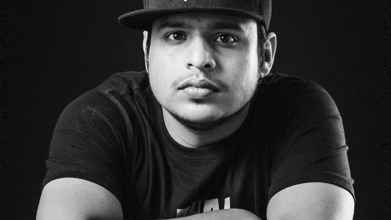 Full Throttle | Max Wrist - YouTube