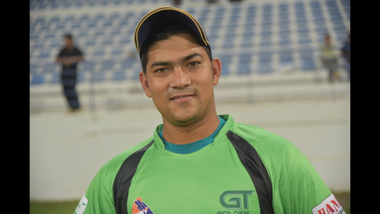 Yogesh Penkar Batting in HANAN Premier League 2016 QATAR - YouTube