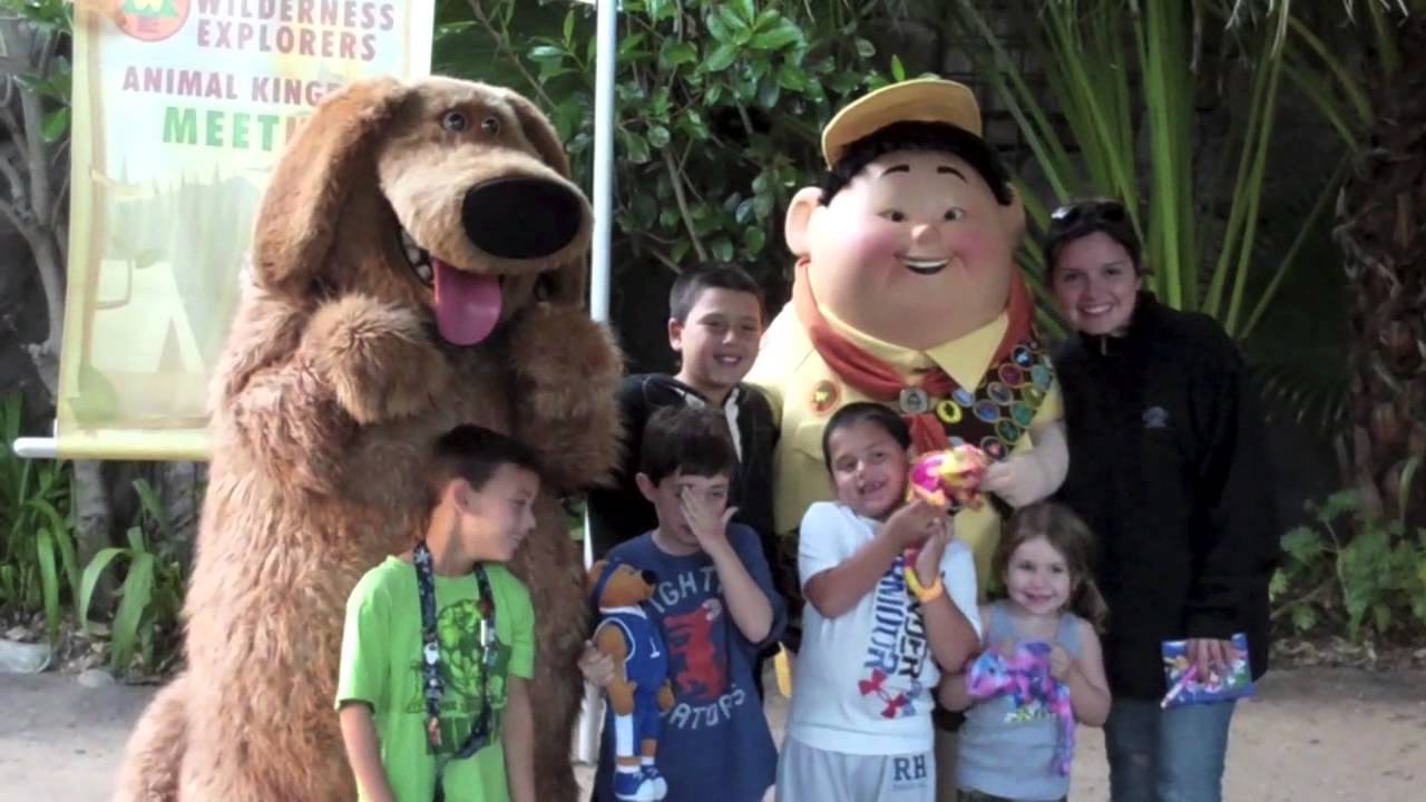 Chomp Chomp Visits Disney and Gainesville 2012 - YouTube