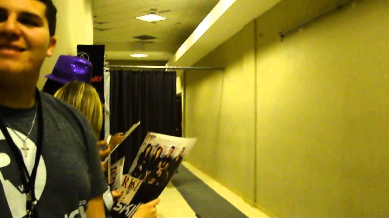 The Roadshow 2014 - Skillet Fan Experience - YouTube