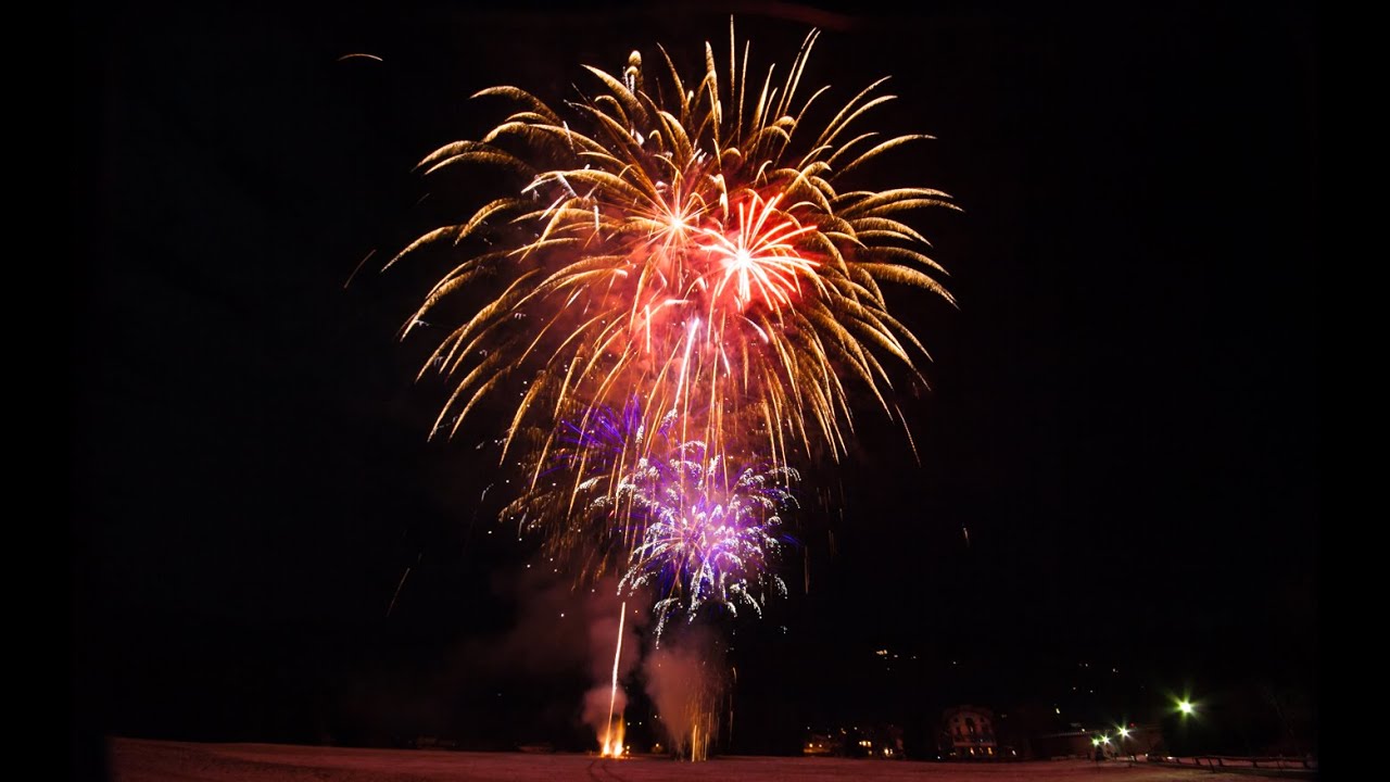 01.01.2015 - OC-FIREWORKS - Toblach - YouTube