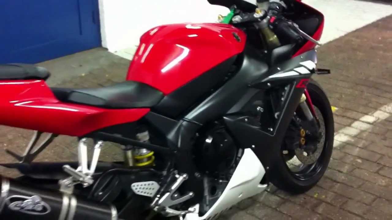 YAMAHA YZF-R1 2003 - YouTube