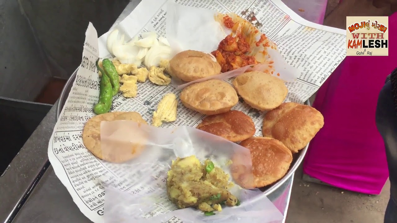 Puri Shak પુરીશાક Morbi - Breakfast food - indian street food gujarat ...