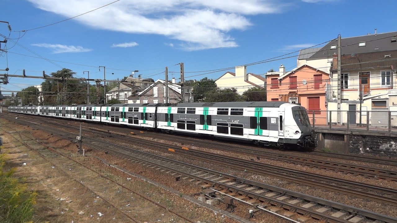 RER A - MI 09 - YouTube
