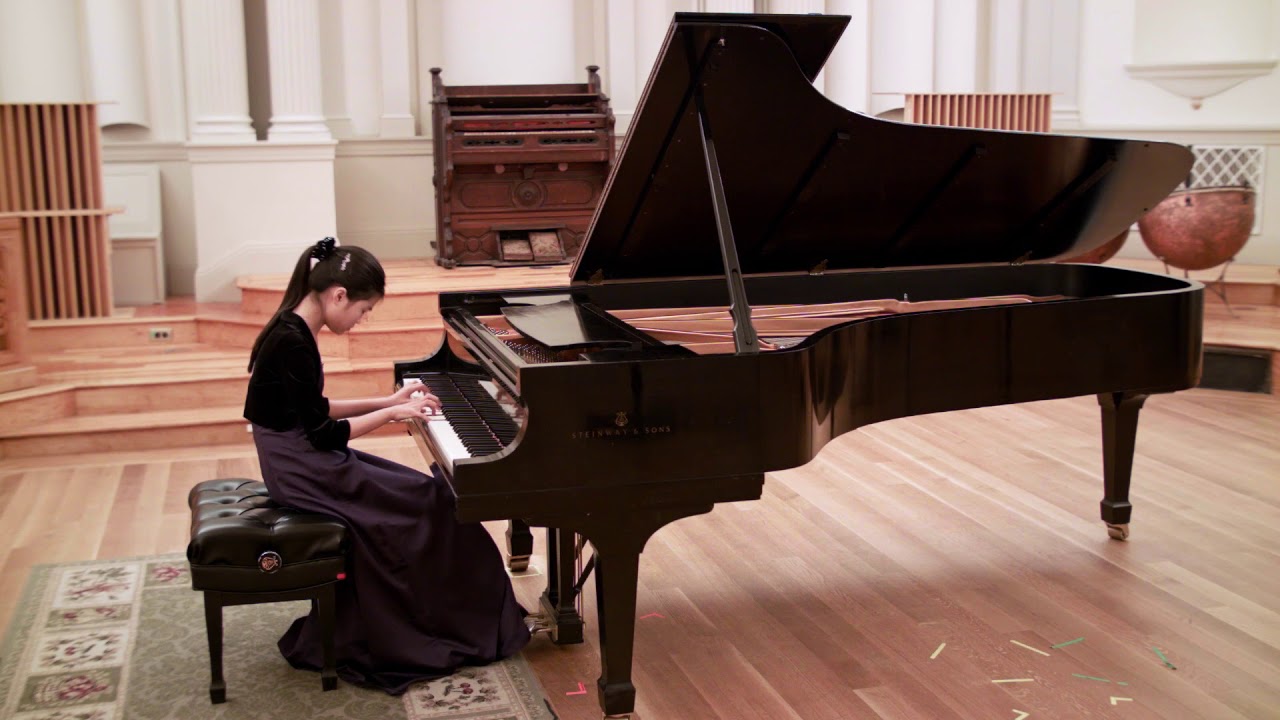 Natalie Zhang(12) - Haydn Sonata in C major XVI:50 - YouTube
