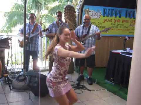 KSSK Perry & Price Tiare Dance with Kaala Boys - YouTube