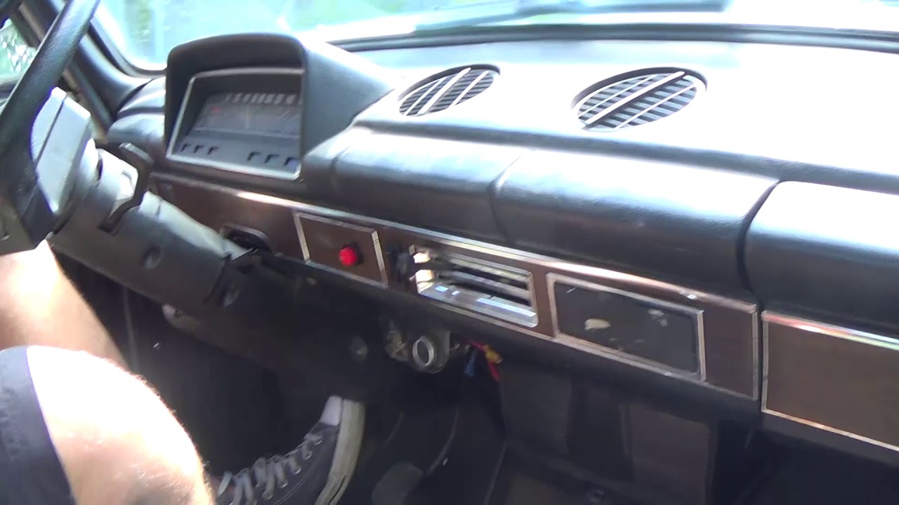Driving Lada 1200L Zhiguli - YouTube