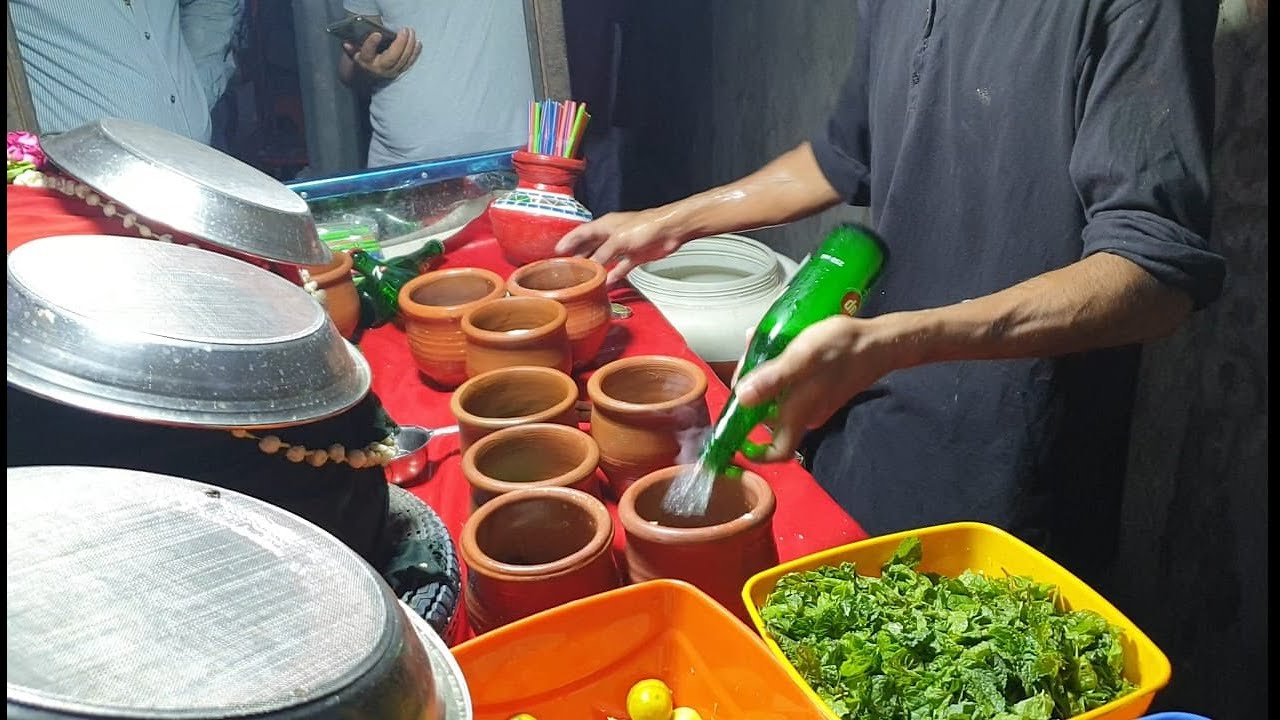Matka Soda | Matka Mirchi Soda | Kitchen Cuisine - YouTube