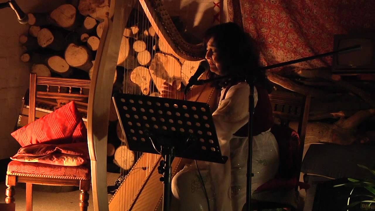 Tara Jaff - Waran Waran (Rain Rain) @ MUZIKSTAN - YouTube