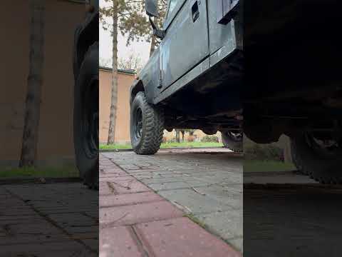Defender 127 Rapier V8 - Cold Start - YouTube