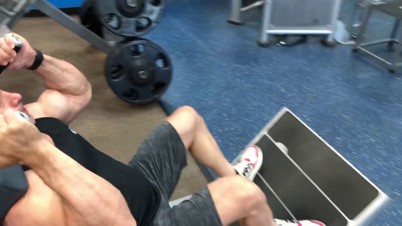 Leg Hack Squat V Stance Cybex - YouTube