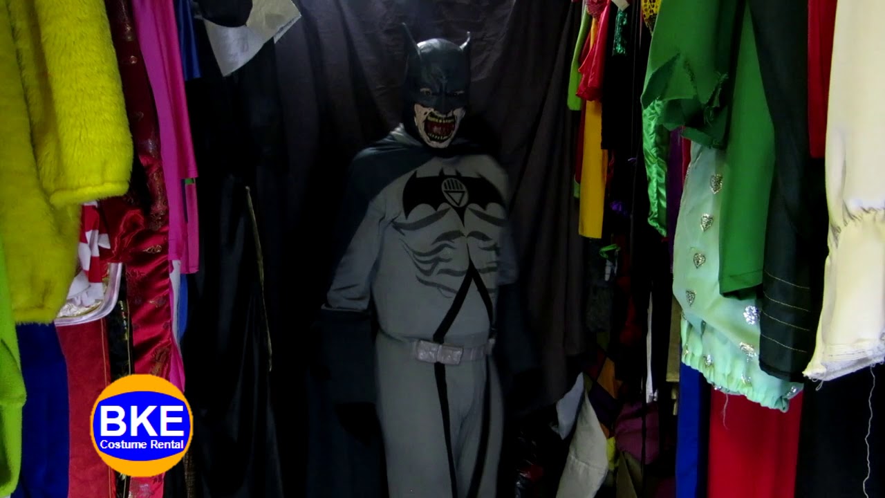 Modelling the Zombie Batman costume - YouTube