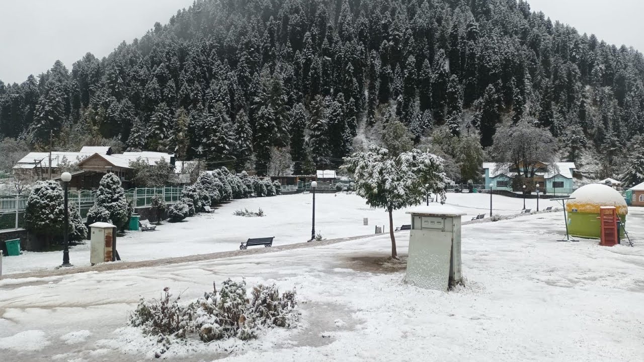 Snowfall#fresh snowfall in sub Division NOORABAD - YouTube