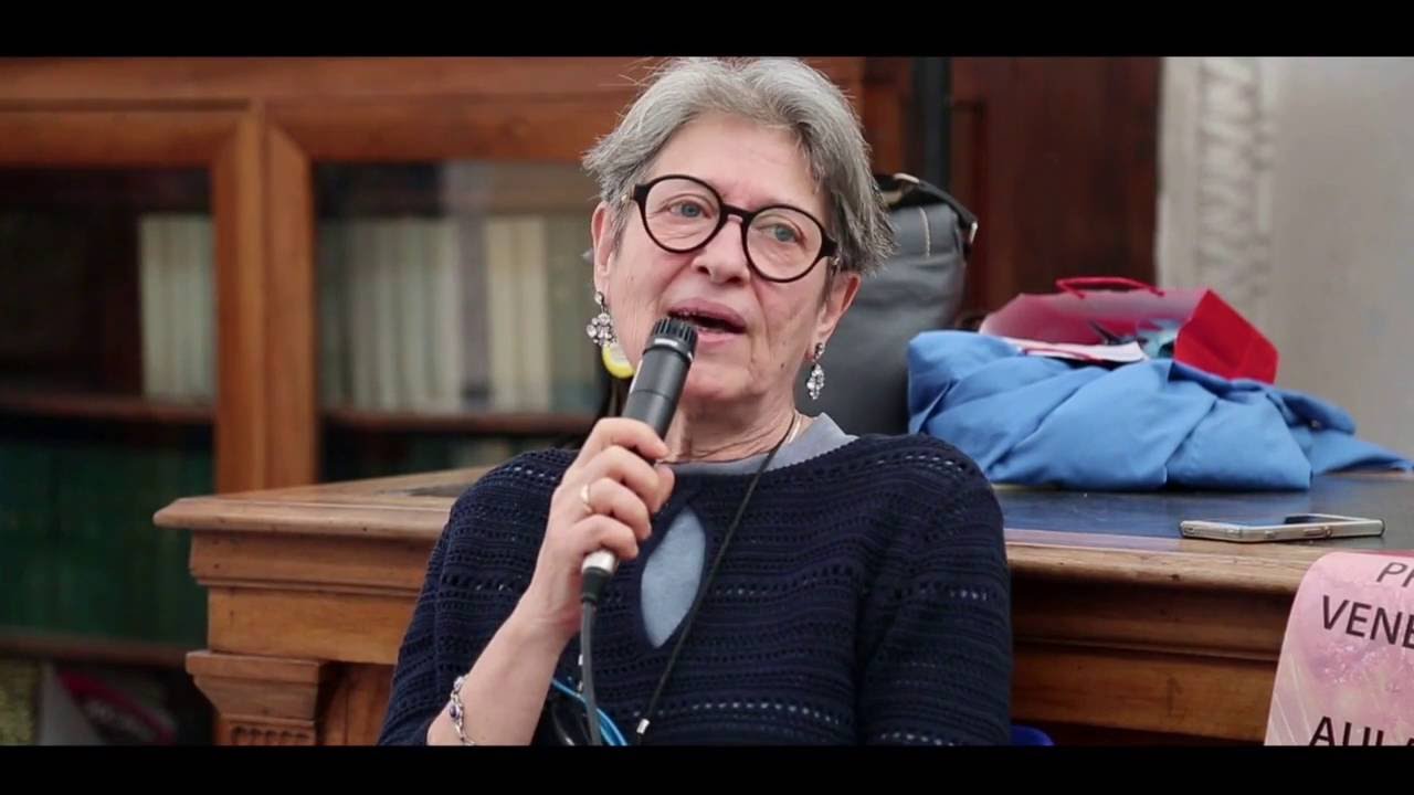 "Isola Emozione" di M. Monti a "Una marina di libri"_Palermo - YouTube