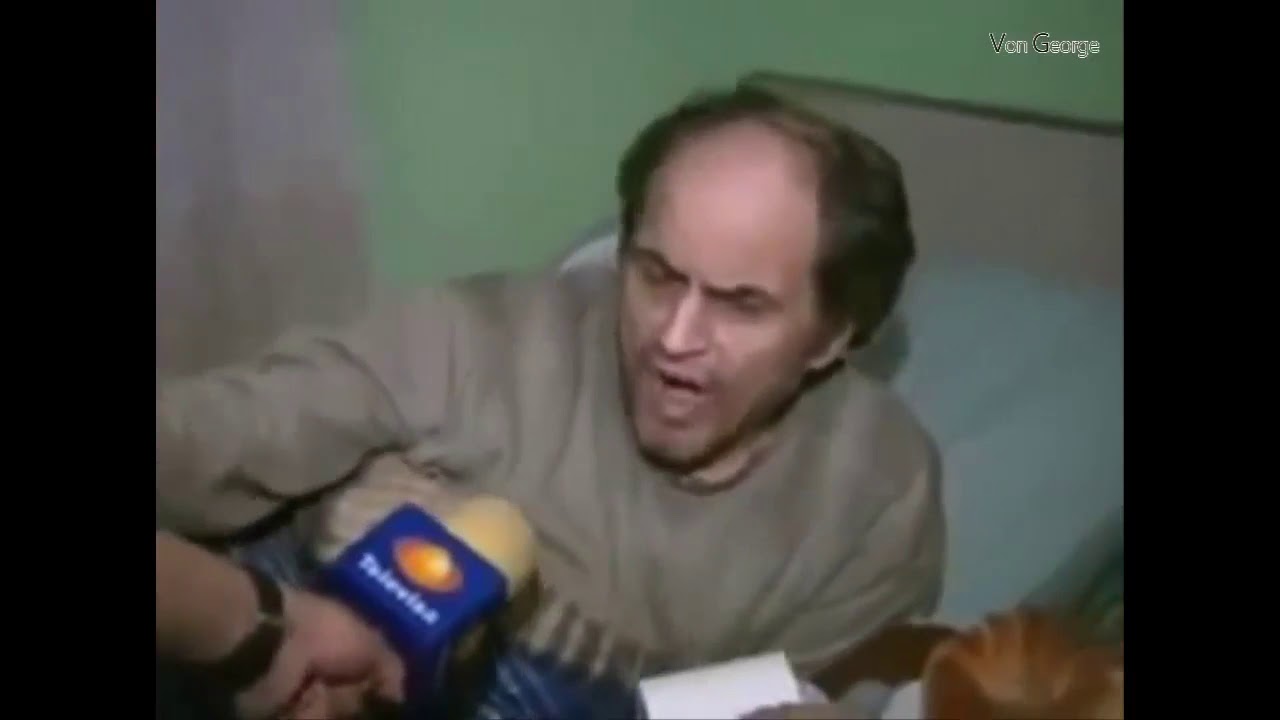 Comete el pan doblaje latino - YouTube