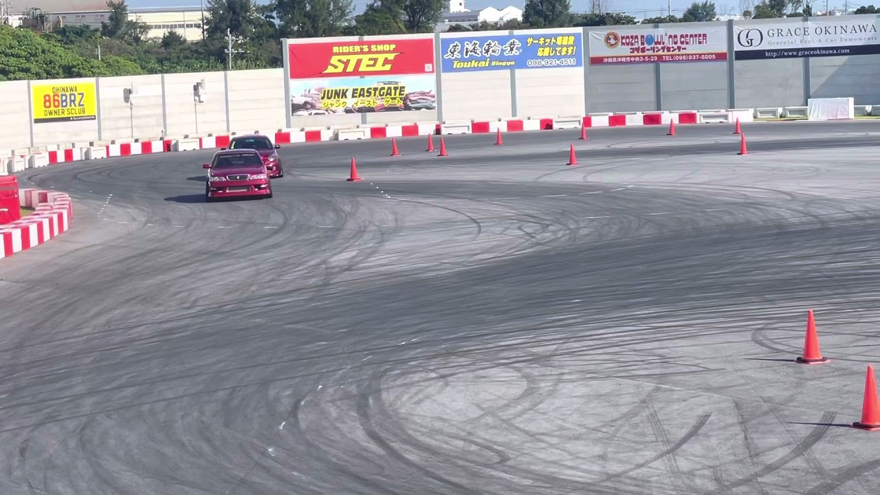 JZX100 Cresta vs. Toyota Verossa Drifting Tandems - YouTube