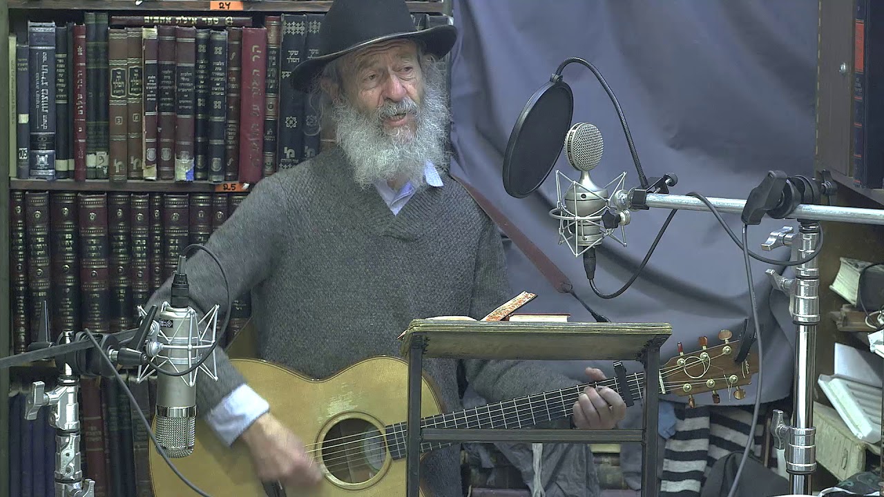 BS"D Rav Chaim Dovid singing "Sheh Yiboneh Bais HaMikdash," a Jewish ...
