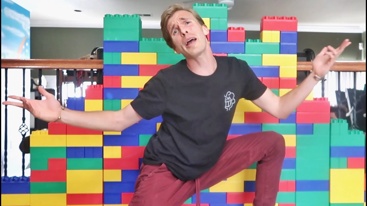 Blindfold Lego Obstacle Course!! - YouTube