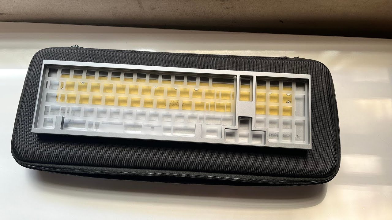 [VIE/ENG] Build stream: Hiney ibis with Cherry Hyperglide Black - YouTube