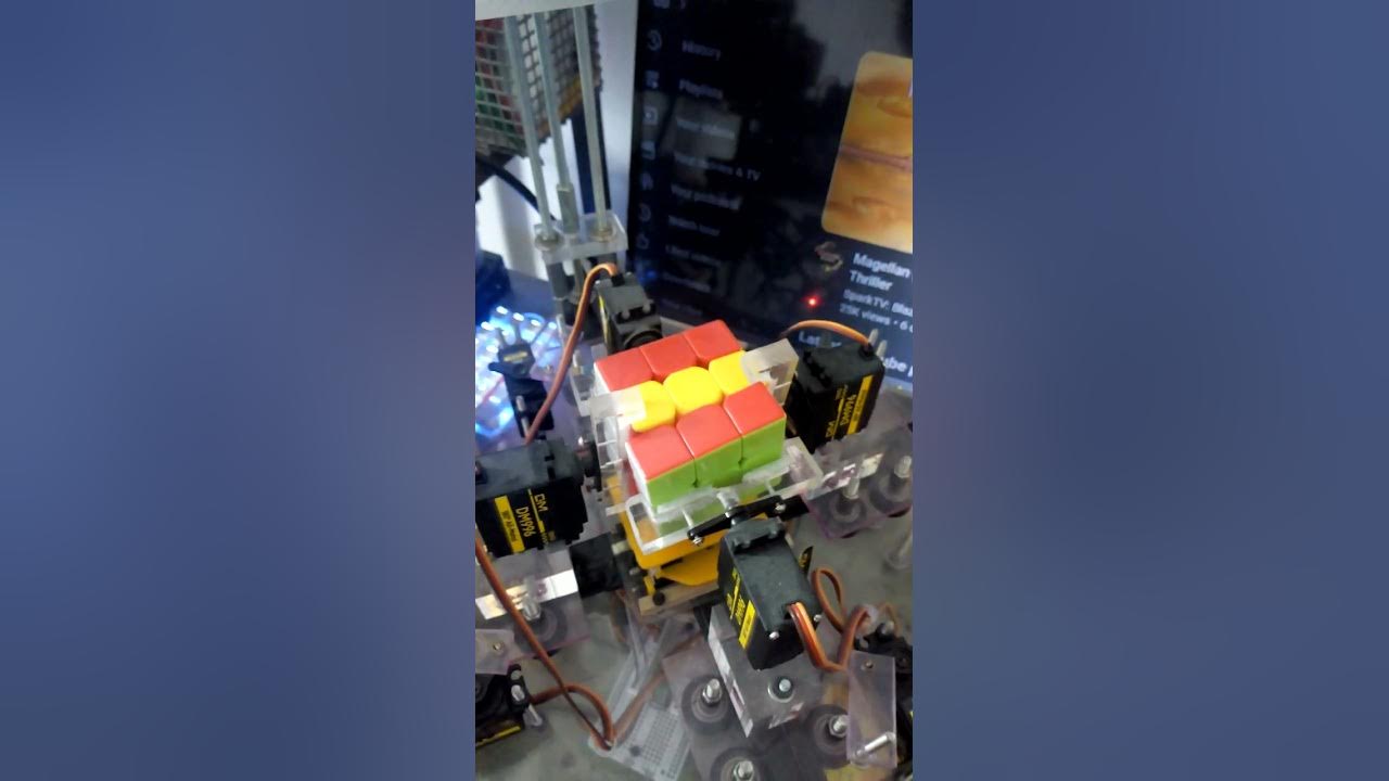 Rubik's Cube Solver - part 28: MISTAKES AGAIN! #arduino #rubikscube #robot - YouTube