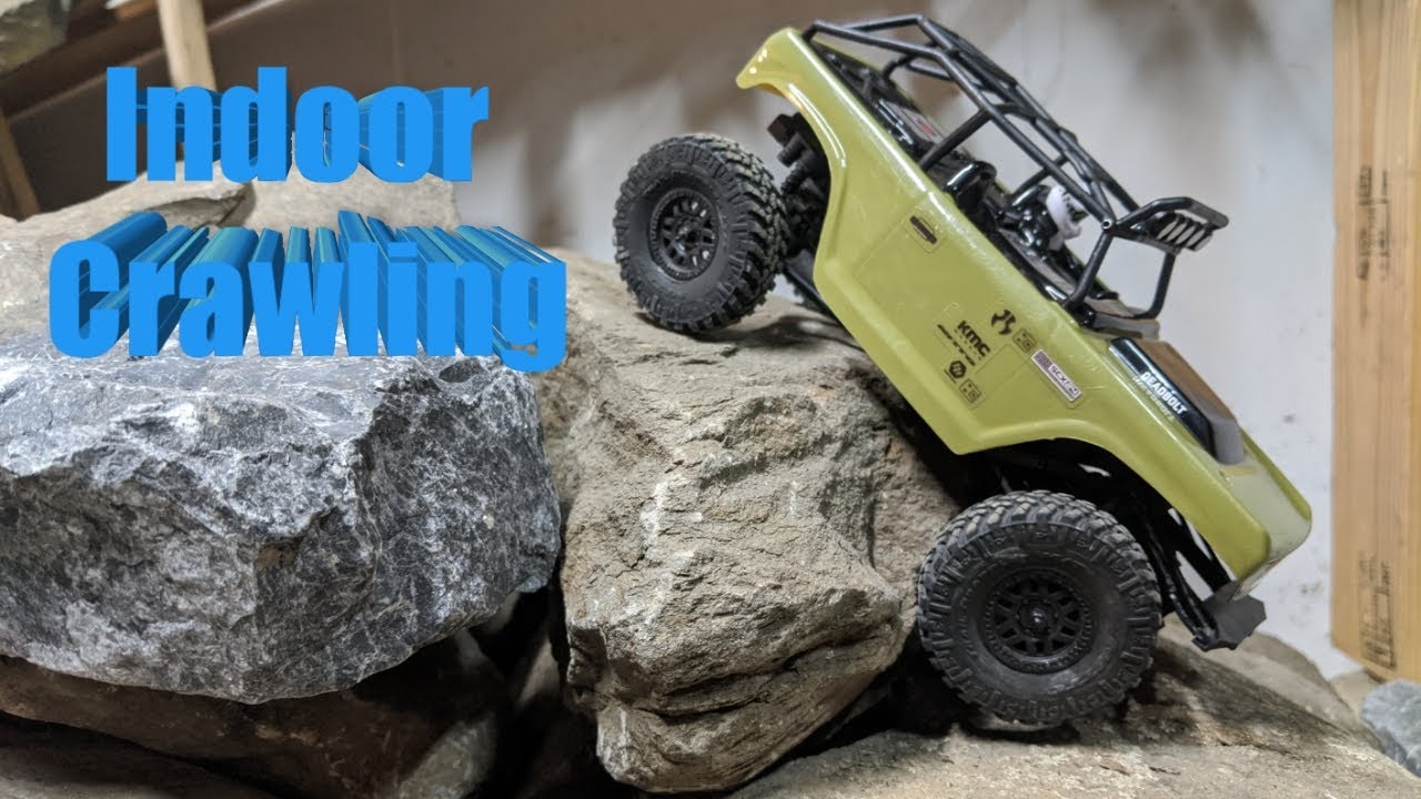 Micro Crawler on Huge indoor course !!!! - YouTube