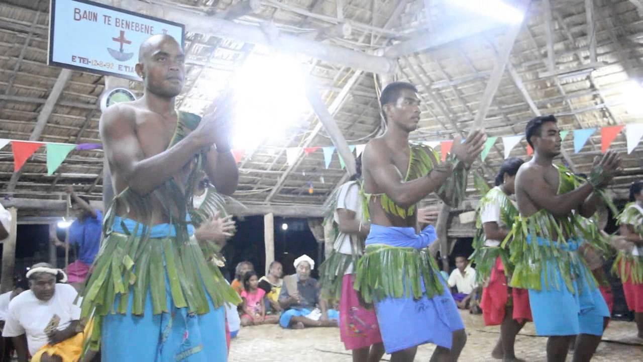 Arorae Taubwati (Nei Kataia Group) - YouTube