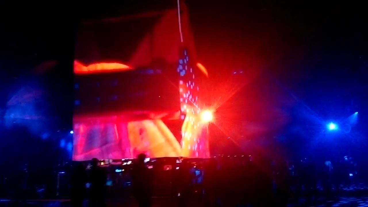 Underworld, live at Alexandra Palace, London (17/03/2017) - Rick Smith ...