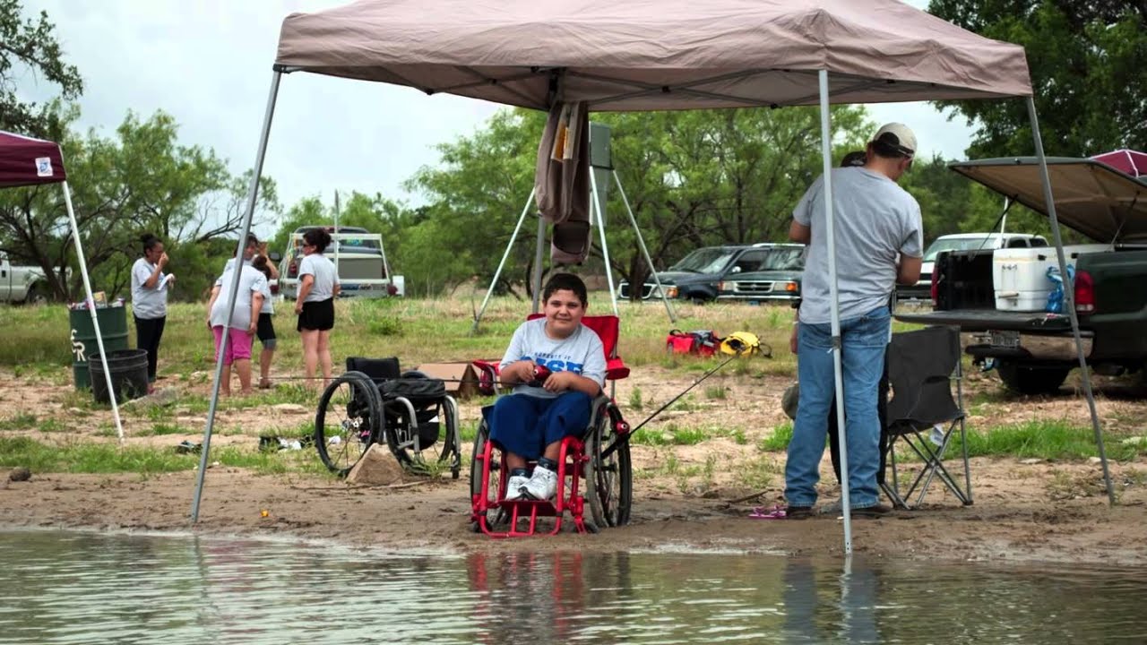 RISE Hispanic Family Camping & Fishing - Cook Canyon ranch - YouTube