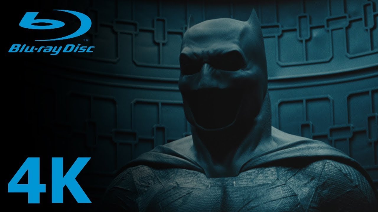Batman v Superman - Cowl or No Cowl? - YouTube