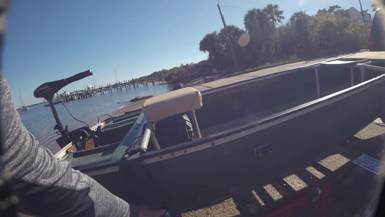 11ft Coleman Crawdad walk through - YouTube