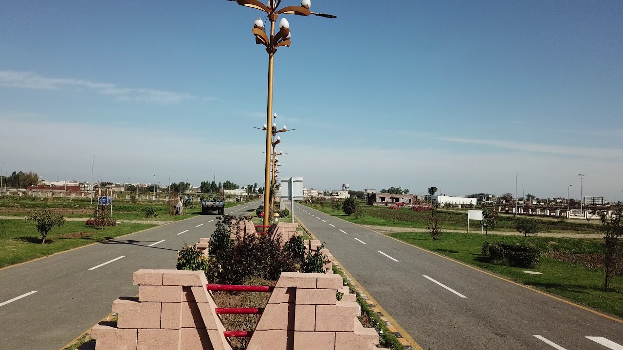 Eiffel City Dinga - YouTube