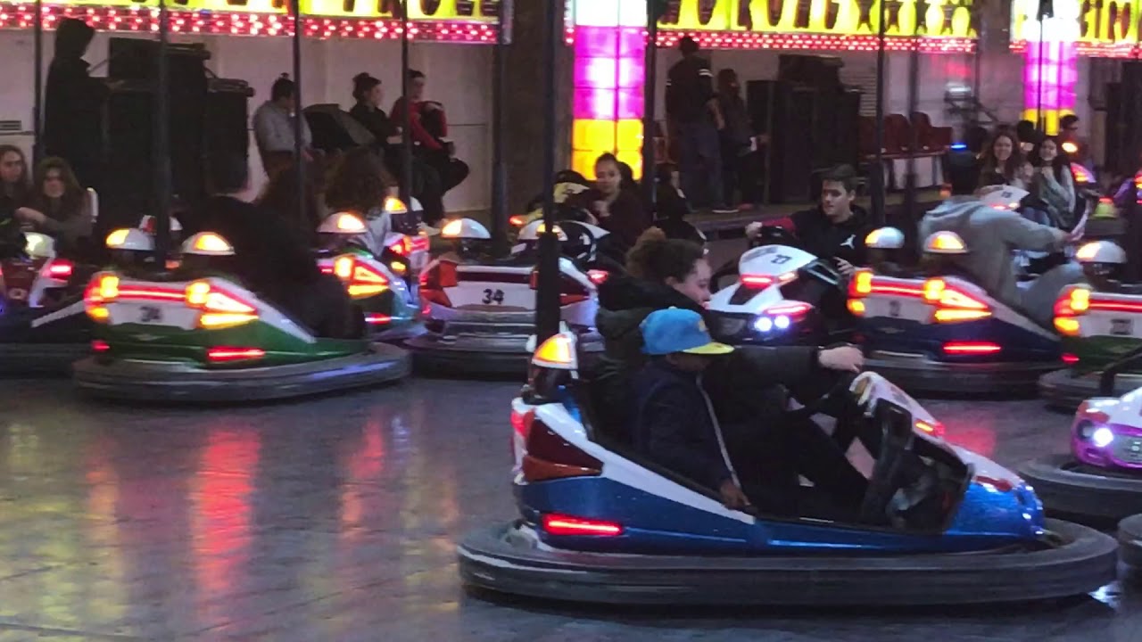 Carrinhos de Choque - Diverlandia 2018 - YouTube