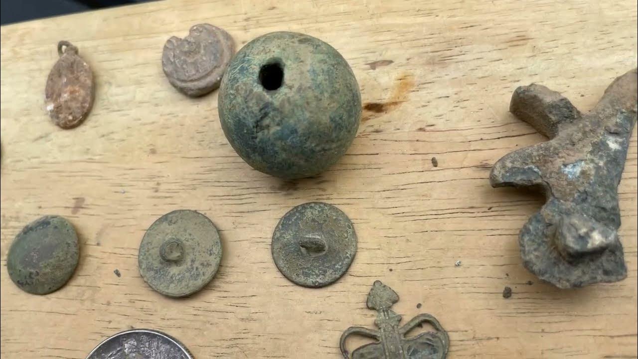 BIG SILVER! And a beautiful Crown Diggin' Duo Metal detecting Mid June 2024 - YouTube