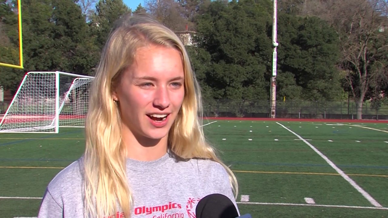 Lexus Volunteer Award | Emily Gillett from Las Lomas Soccer - YouTube