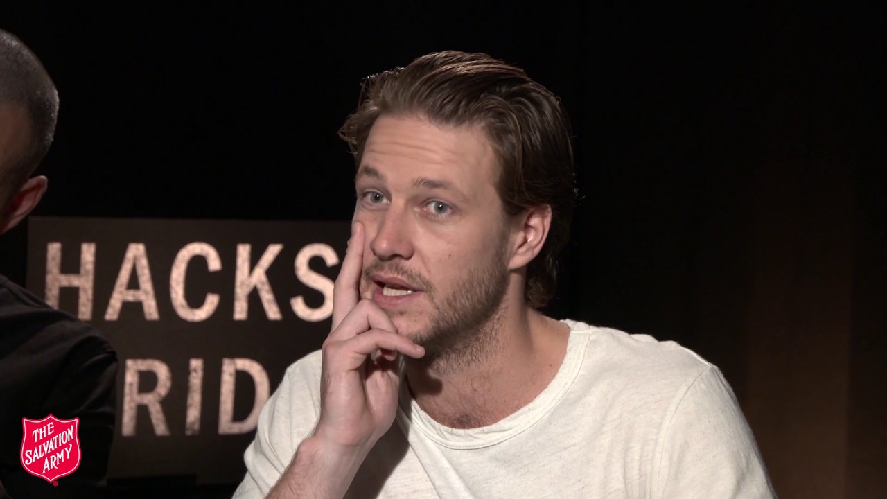 TSA SoCal Interviews Hacksaw Ridge Actors Vince Vaughn & Luke Bracey ...