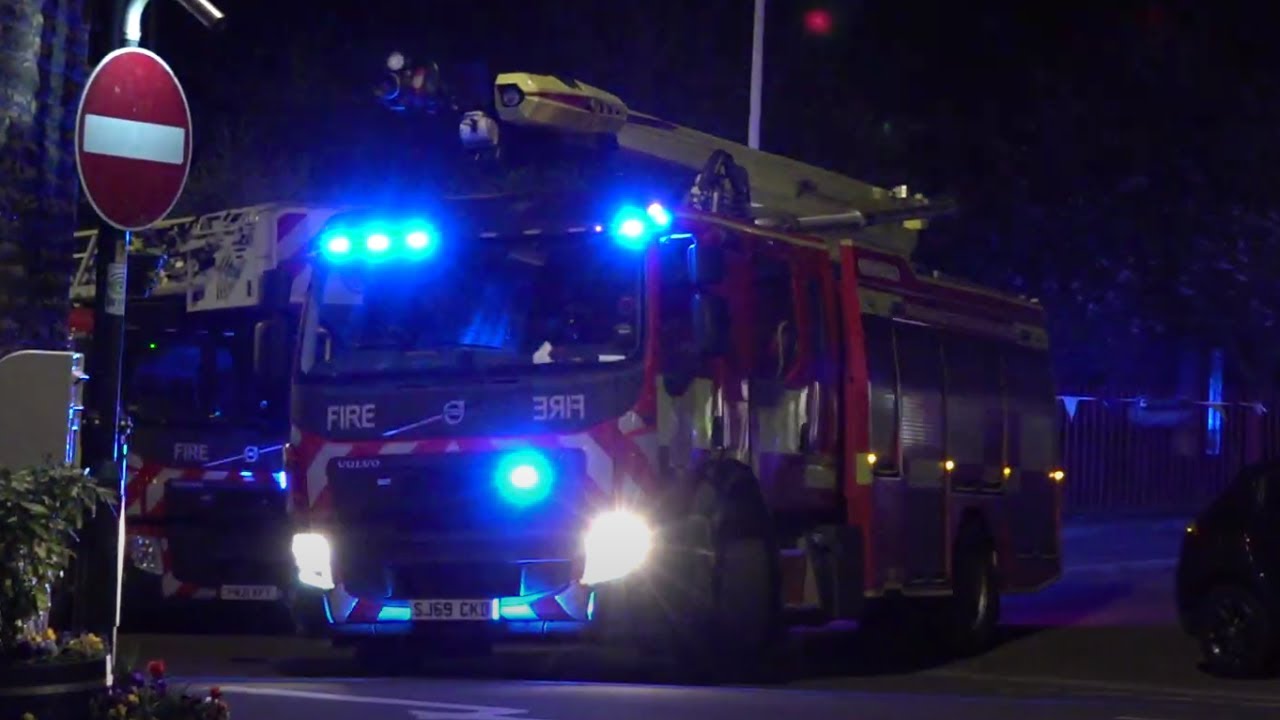 Salford Scorpion Turnout From Mossley Fire Station - Greater Manchester ...