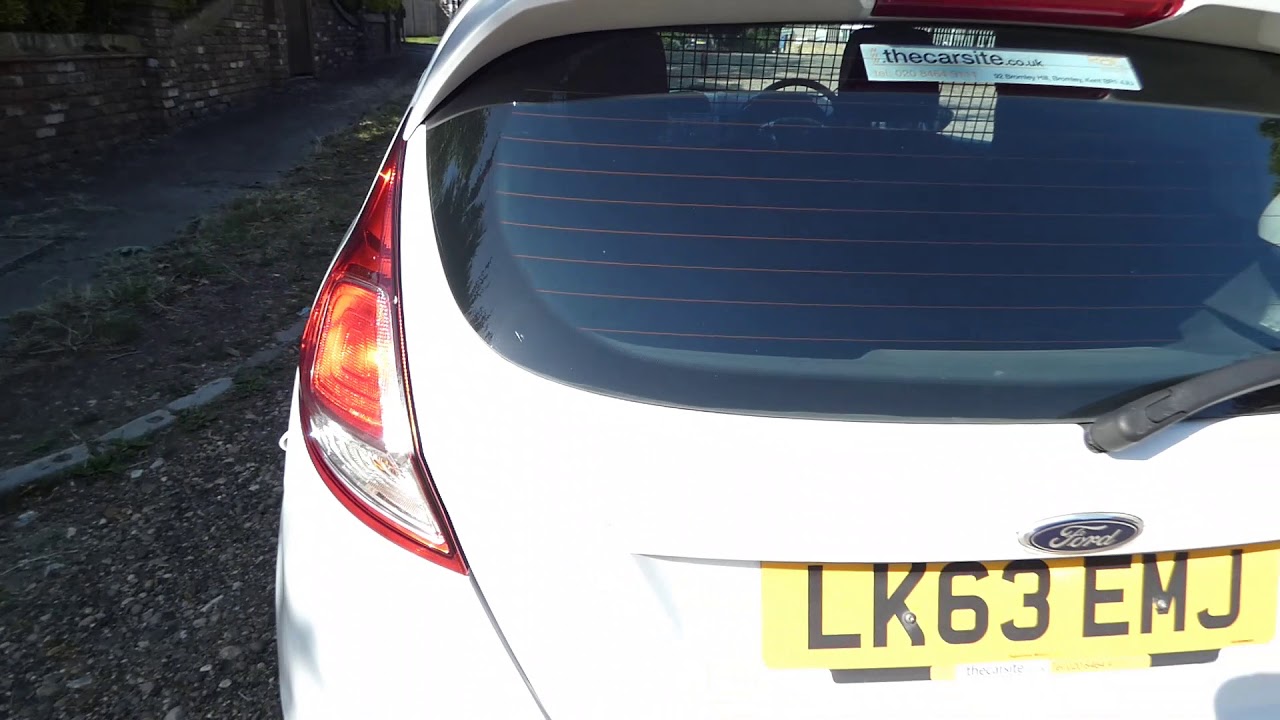 Ford Fiesta Base - YouTube