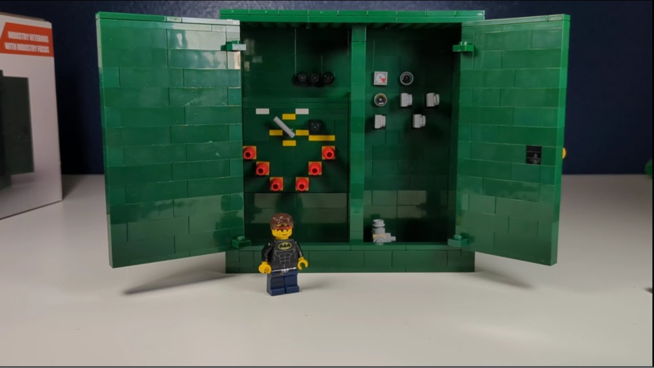 LEGO MADDOX ELECTRICAL TRANSFORMER Review! (BuildaMOC) - YouTube